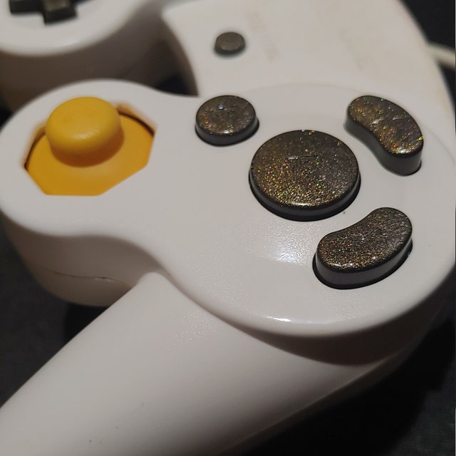 Custom LED GameCube Controllers by LevCustoms on Etsy