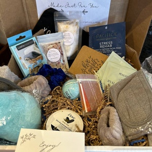 Personalized Halloween Gift Box for Tween Girl Boo Basket for Teen ...