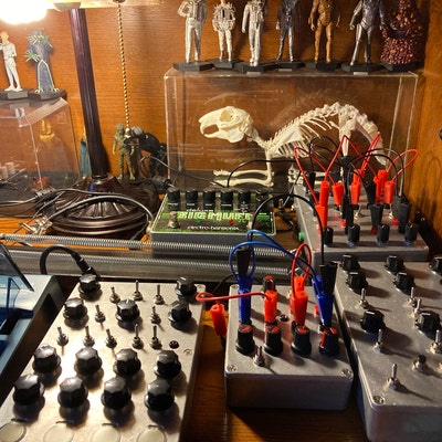 4 Oscillator Patchable Crackle Box // Noise Synth With Patch - Etsy