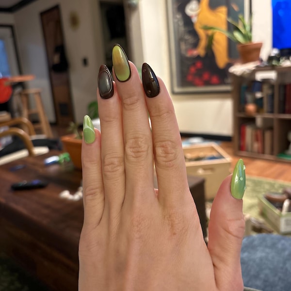 3D Multi-color Press on Nails: Freestyle Faux Acrylic Gel Nails - Etsy