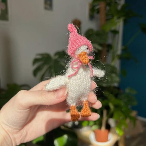 Goose Knitting Pattern • Stuffed Little Goose Toy PDF • Knit Goose With ...