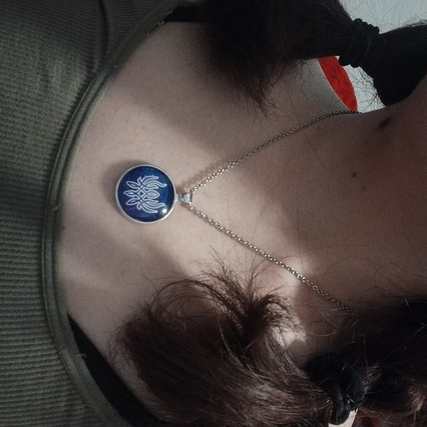 Crests of Fodlan Necklace, Fire Emblem Three Houses Necklace, Pendant ...