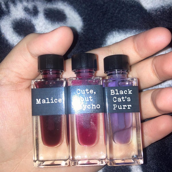 LILITH, Gothic Fragrance, Perfume Oil, Witchy Scents - Etsy