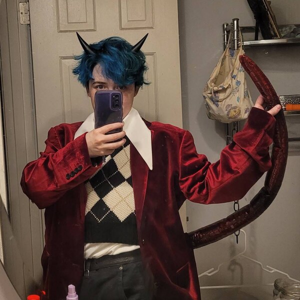 Toothless Tail. How to Train Your Dragon. Black AND Red Fins. Dragon ...