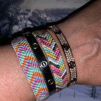 Tiny Heart Friendship Bracelet - Etsy