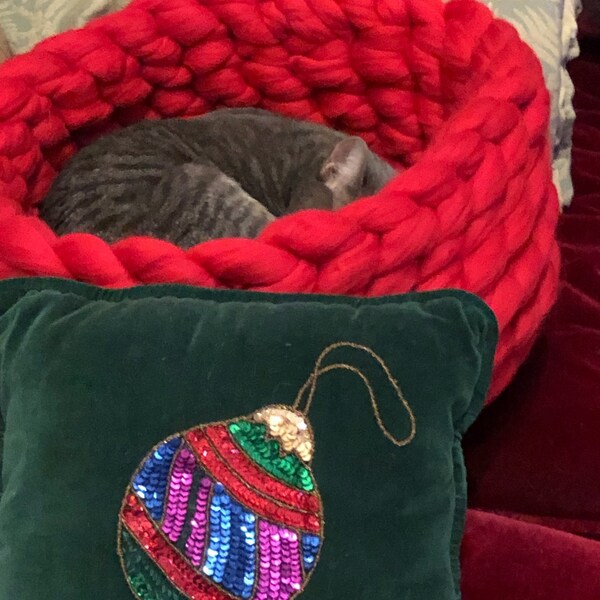 Super Chunky Knit Lamp - Pink and Purple Gradient Bedside, Table, Desk ...