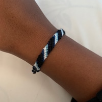 Tiny Heart Friendship Bracelet - Etsy