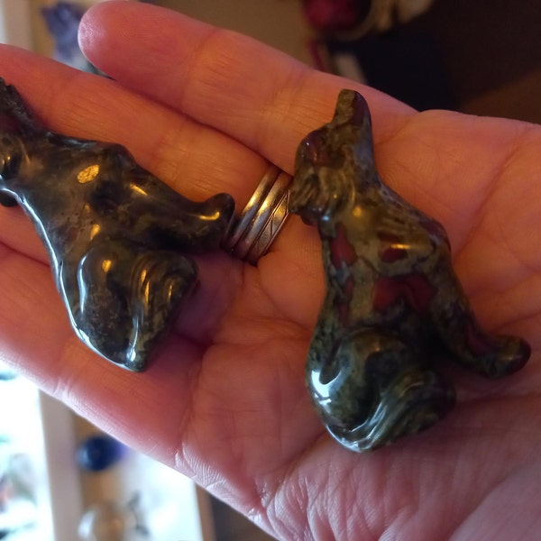 36 Stone, 2" Crystal Wolf Hand Carving, Quartz Crystal, Mineral ...