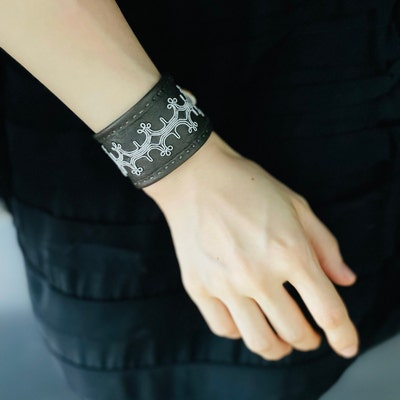 SUN DOG // Reindeer Leather Bracelet / Sami Craft / Saami Handicraft ...