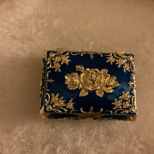 Swan Carousel Plays Swan Lake. Beautiful Scene of a Swan Taking off to ...