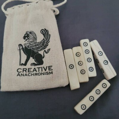 Medieval Bone Dice Set D4 set of 5 Set for Gaming, SCA, Creative ...