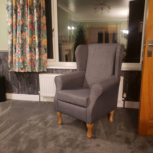 Stag Deer Wingback Sofa | 2 Seater Upholstered Fireside Queen Anne ...