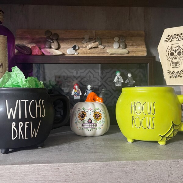 Terramotto Ceramic 40 Oz Dark Orange Fall Pitcher With White Pumpkin ...