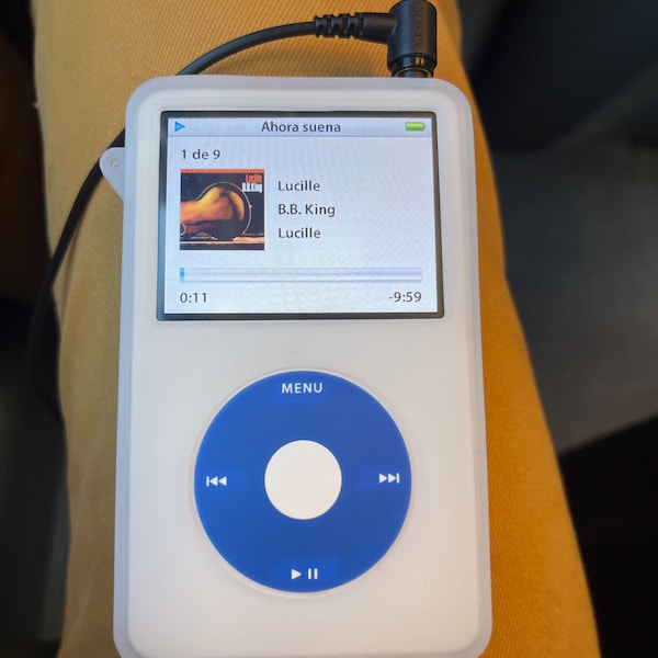 Apple Ipod Classic - 7th/6th Gen, Silver+black (3000mah Battery ...