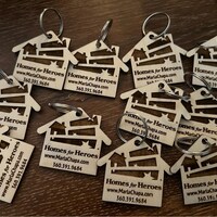 Custom Realtor Keychain wood house key real Estate - Etsy Canada