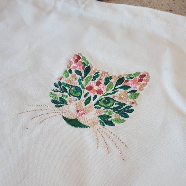 Floral Cat Machine Embroidery Design: Cute Animal Face for Sweatshirts ...