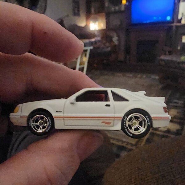 Advan Interior Garage Theme LED Display Diorama - Etsy