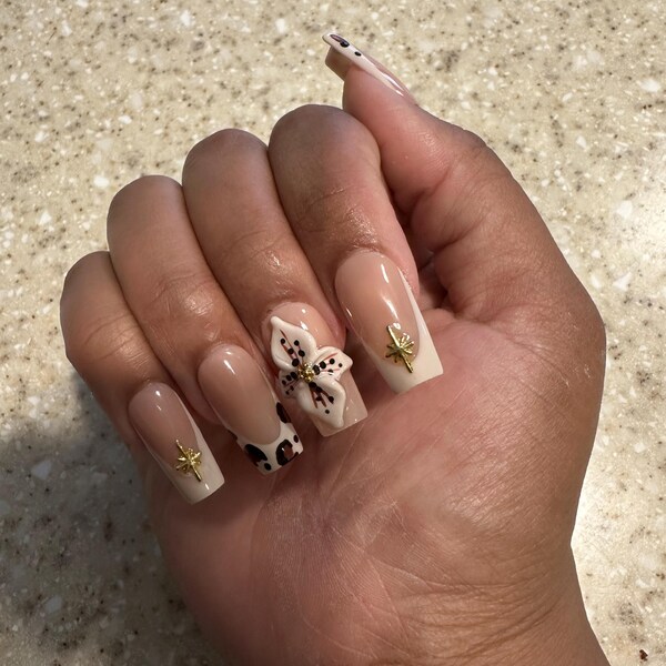 Charmed Beauty Luxury Nails Natural Nails Outline Nails Marble Nails ...