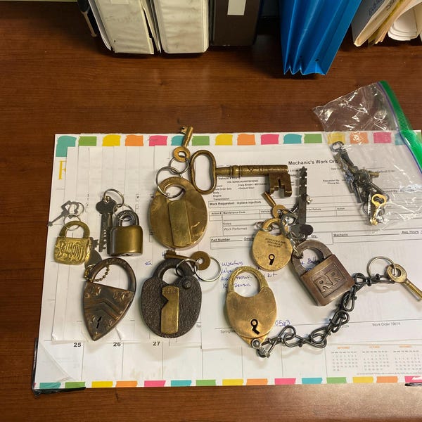 Norfolk and Western ( N&W ) Railroad Brass ADLAKE Padlock + 1 Operable ...
