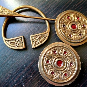 Sutton Hoo Shoulder Clasp 1 Set S-31 - Etsy