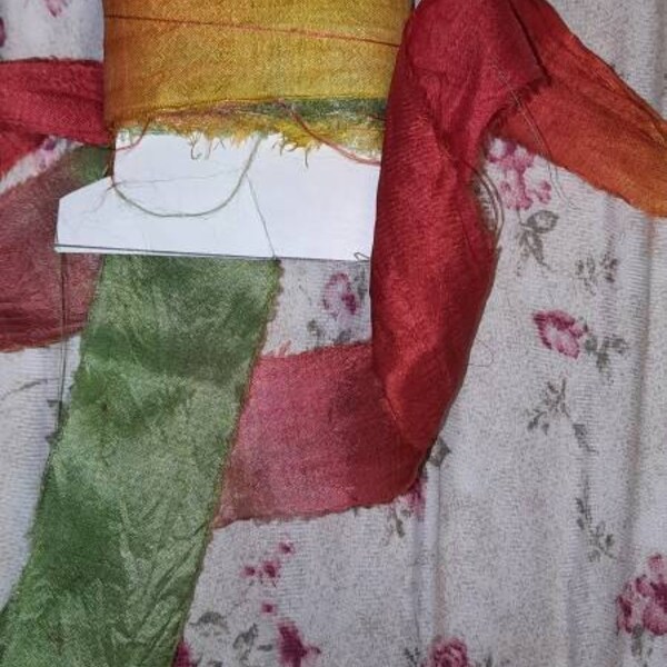 Free Shipping 10 Yards Earth Print Recycled Sari Silk Ribbon Yarn ...