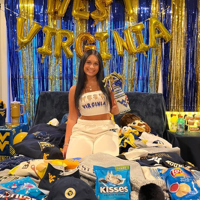 Custom/personalized Bedazzled Bottles. Bed Parties/college Dorm Decor ...