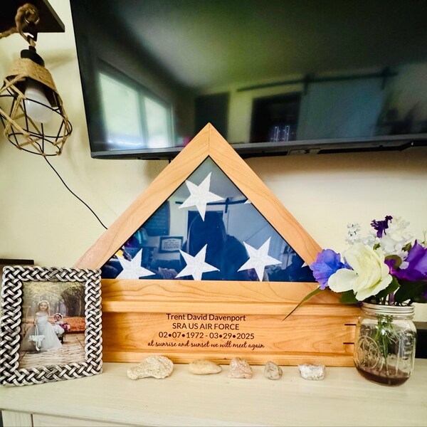 Flag Display Case W/ Built in Stand, Fits U.S Military Burial Flag, 5 ...