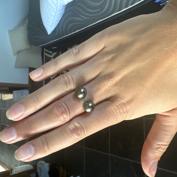 Double Tahitian Pearl Ring, Gold Hammered Band, Genuine Pearls ...