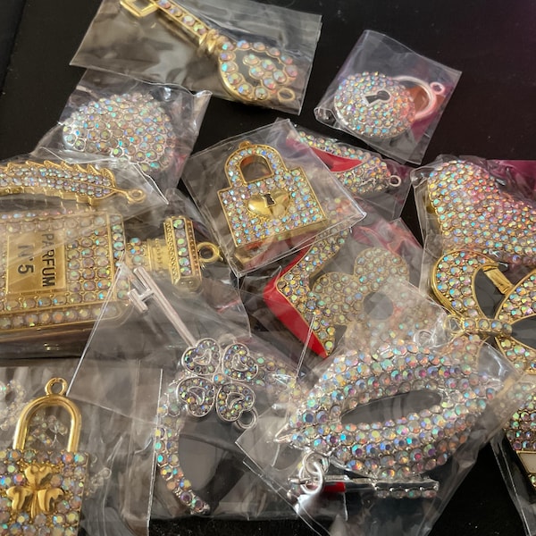 10 Pcs Mixed Charm Sets, Charm Bundle, Charms in Bulk, Wholesale Charms ...