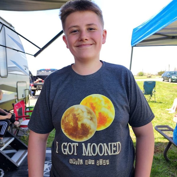 I Got Mooned April 8th 2024 Shirt, Total Solar Eclipse Friends Group ...