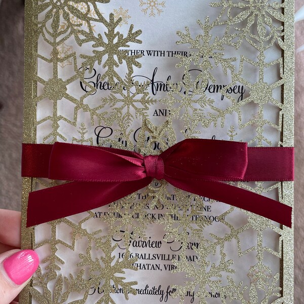 Winter Wedding Invitation Snowflake Wedding Invite Elegant Wedding Gold ...