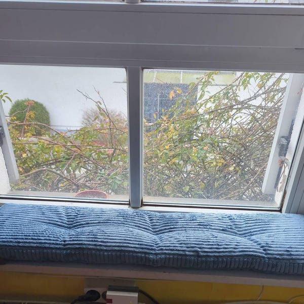 WINDOW - Windowsill Mat, Bed for Cats. Cut to Size! Choose Width ...