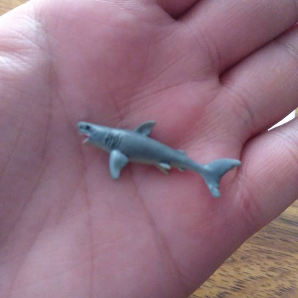 Tiny Great White Shark Figurine - Soft Plastic Animal for Diorama or ...