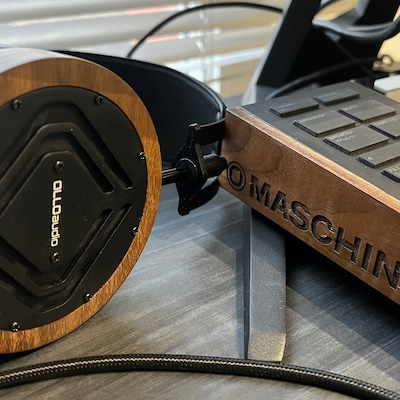 Akai MPK MK3 Custom Solid Walnut Wood Ends - Etsy