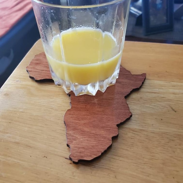 Africa Coasters Set of 4 Natural Wood African Home Decor Africa Shaped ...