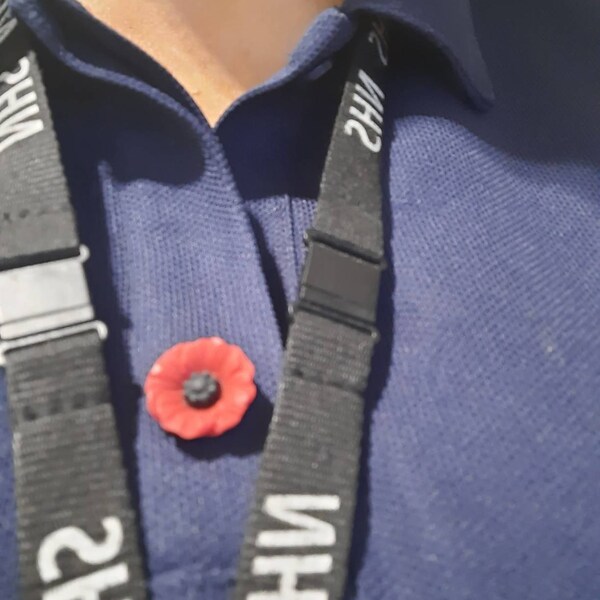 Sometimes I Struggle to Speak Pin Badge, 32mm or 44mm, Non-verbal ...
