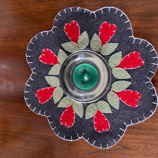 Primitive Stitchery CHRISTMAS Pennies Fir Tree Penny Rug ~ Winter Pine ...