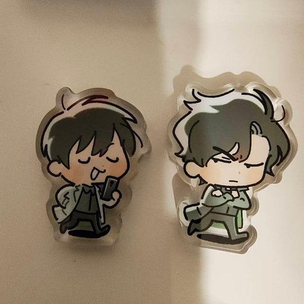 Orv Thick Acrylic Stand - Etsy