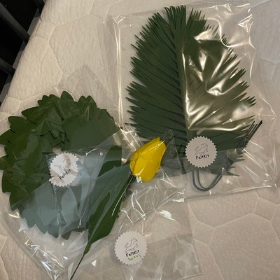 Monstera Garland, Tropical Greenery, Liana, Felt Garland, Banner ...