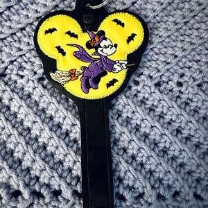 Remy Mouse Ear Holder, Ratatouille Mouse Ear Holder, Chef Remy Shaped ...