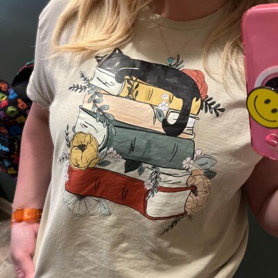 Cute Orange Cat Shirt, Orange Cat T-shirt, Orange Cat Mom Sweatshirt ...