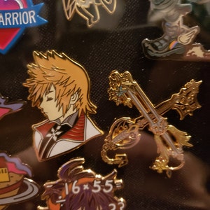 Kingdom Hearts Roxas Keyblade Hard Enamel Pin | Etsy