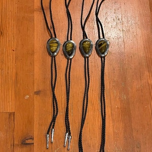 Ruby Southwest Totem Bola Bolo Tie Necklace for Men or Women - Etsy