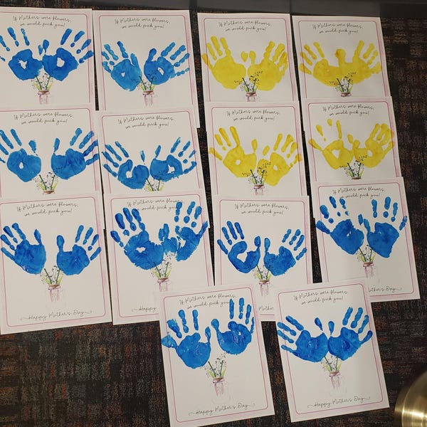Friendship Gifts Kids, DIY Activities for Kids, Preschool Handprint Art ...
