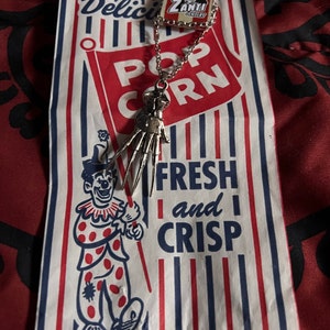 Golden Girls Shady Pines Retro Hotel Keychain Vintage Style - Etsy