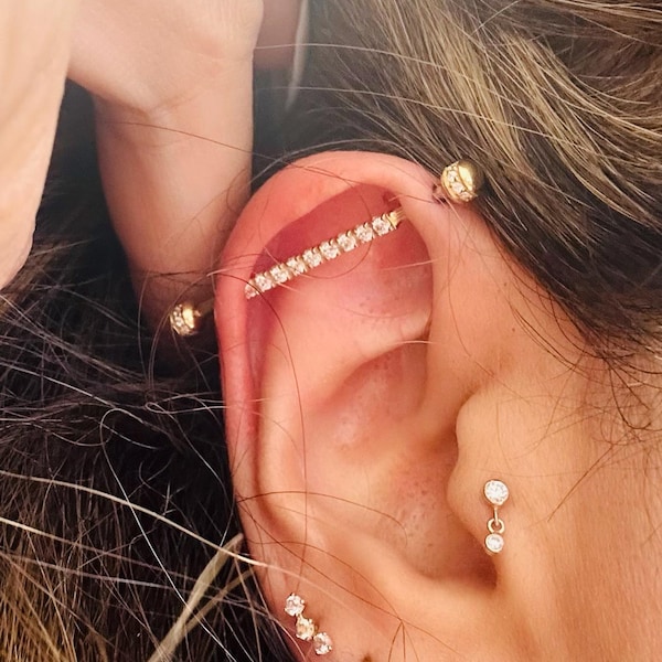 Titanium Conch Ring With One Side Swarovski Jewelled Cz Micro Barbell ...