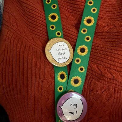 Hug Me Pin Button Badge - Etsy