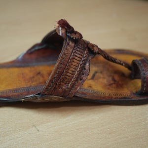 Women Leather Handmade Flats Women Kolhapuri Chappal Kolhapuri Slippers ...
