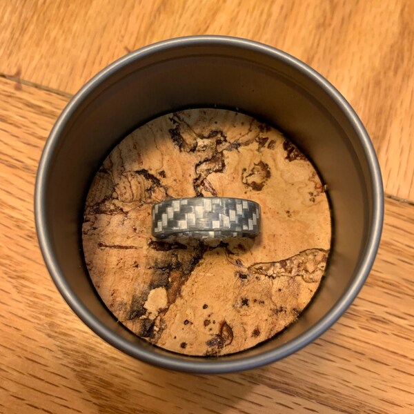 Men's Carbon Fiber Wedding Band Ring, Ultralight Band, Simple Wedding ...