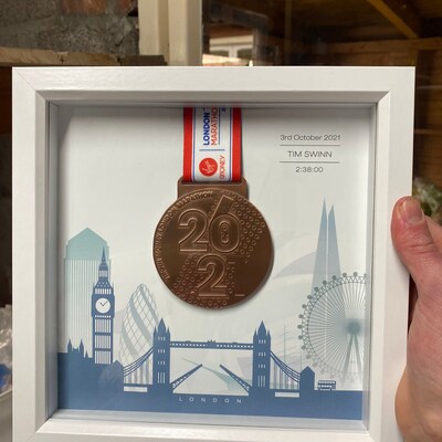 London Marathon Personalised Medal Frame 'new Skyline' - Etsy UK
